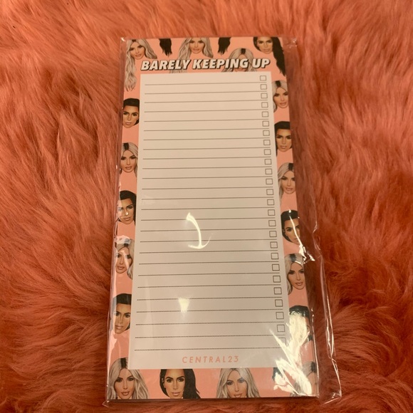 Central 23 | Office | Nwt Kim Kardashian Barely Keeping Up Notepad ...